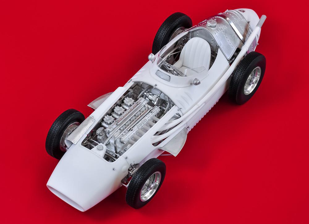 1/20 Maquette en Kit Maserati 250F 1957 GP Argentine model factory hiro ...